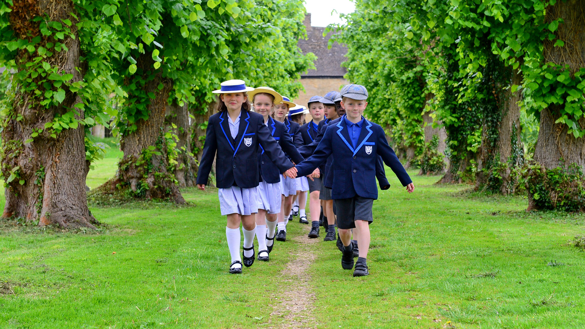 New Admissions - Windrush Valley Private School Oxfordshire
